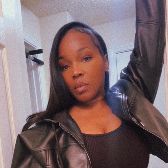 Rekeya's Closet (@farouche) | Poshmark